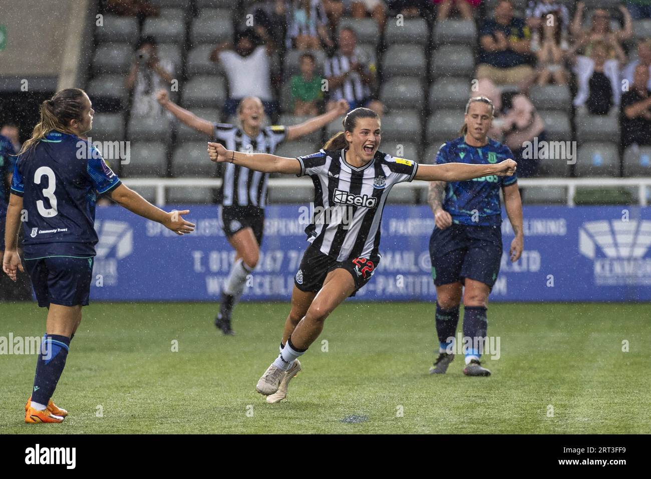 Newcastle Upon Tyne, Reino Unido. 10th Sep, 2023. 0) second goal during ...