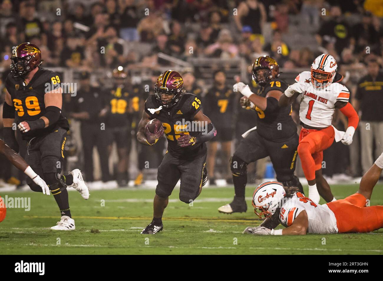 Arizona State running back DeCarlos Brooks (25) runs for a first down ...