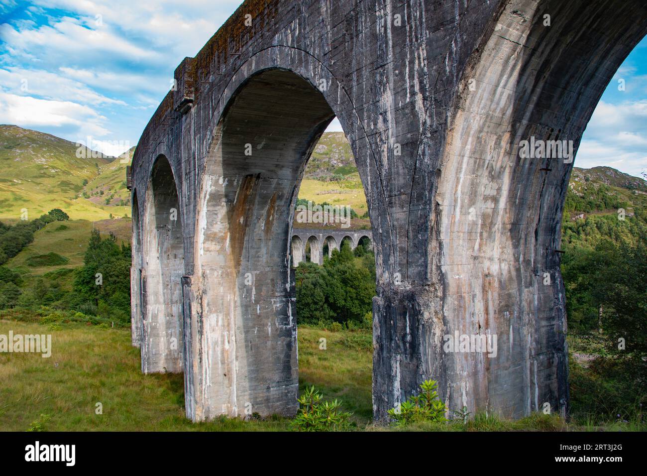 Glenfinnan Viaduct, iconic 1901 railway with a curving, 21-arch span ...