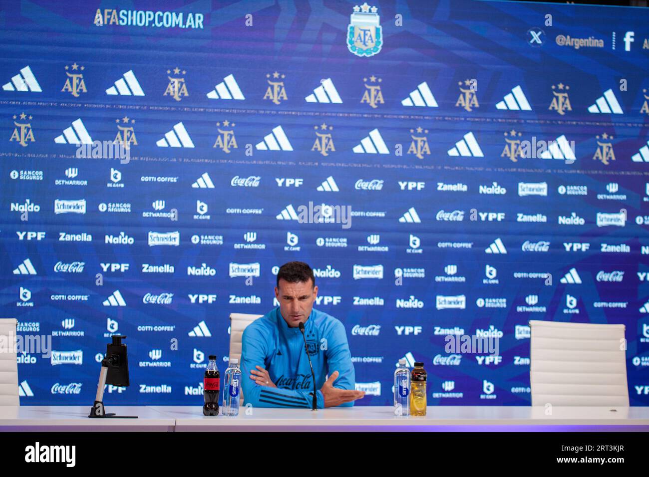 Lionel Scaloni in Press Conference Stock Photo - Alamy