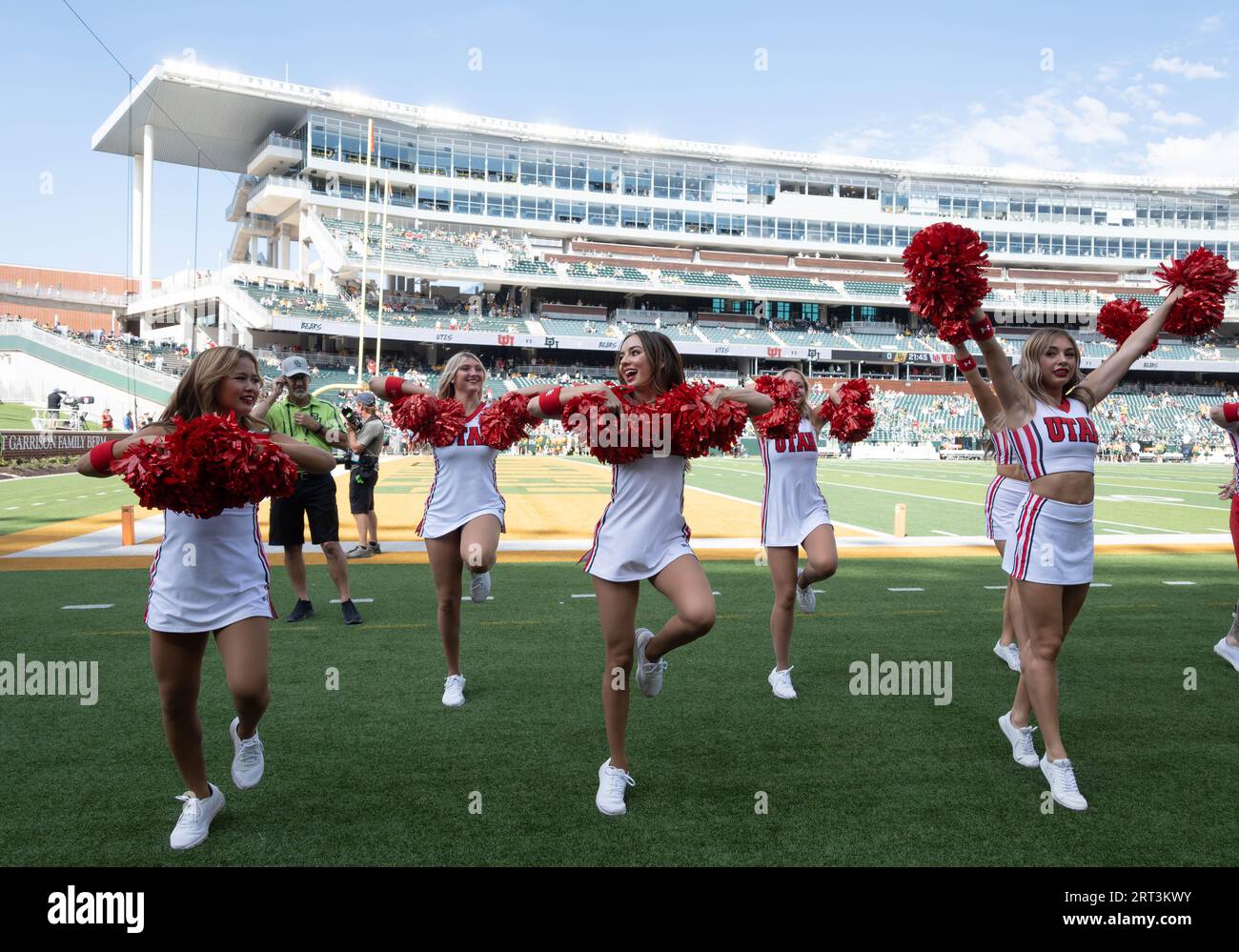 Utah utes cheerleaders hi-res stock photography and images - Alamy