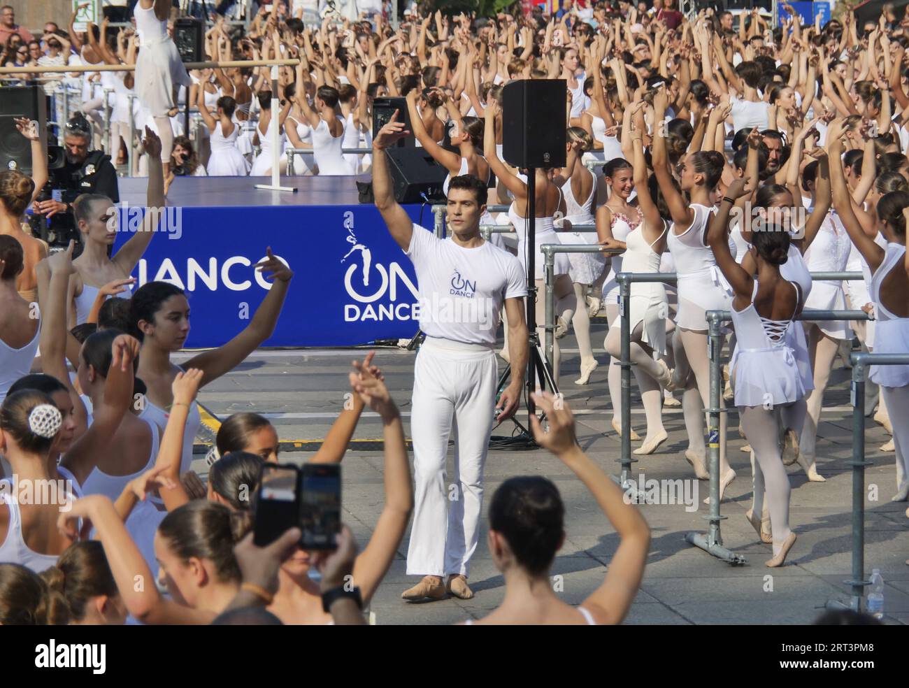 Milan, Italy. 10th Sep, 2023. Final event in Piazza Duomo of the dance ...