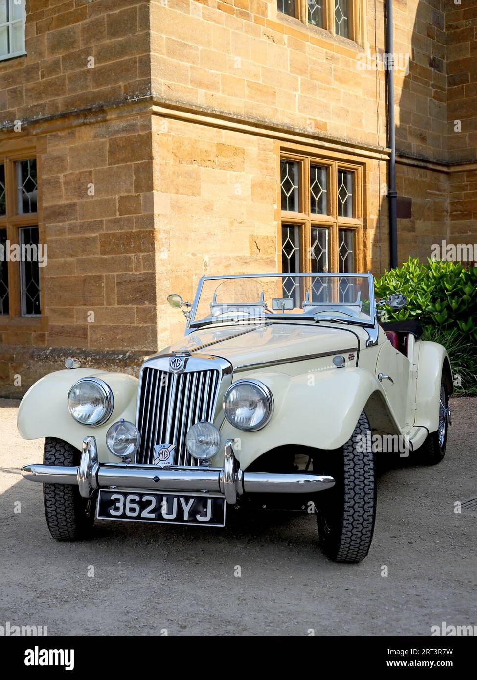 Classic MG TF Sports Car Stock Photo - Alamy