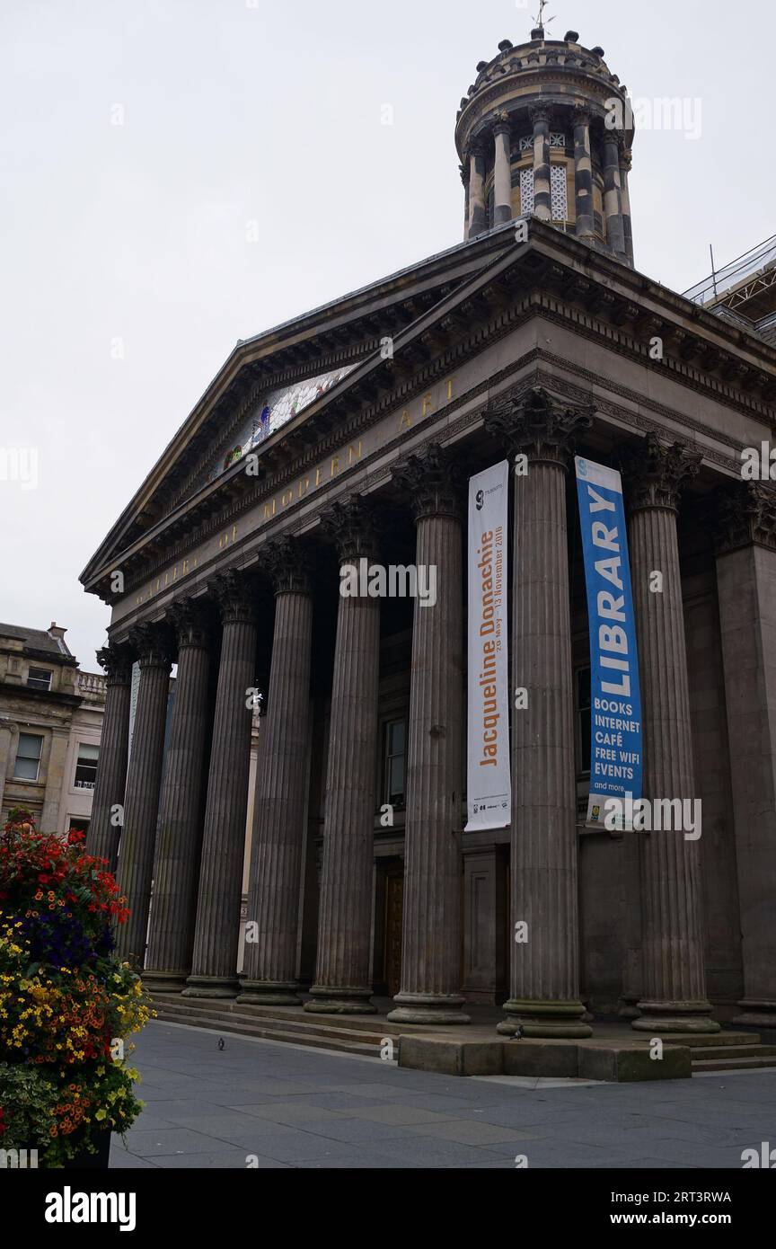 Glasgow gallery modern arts hi-res stock photography and images - Alamy