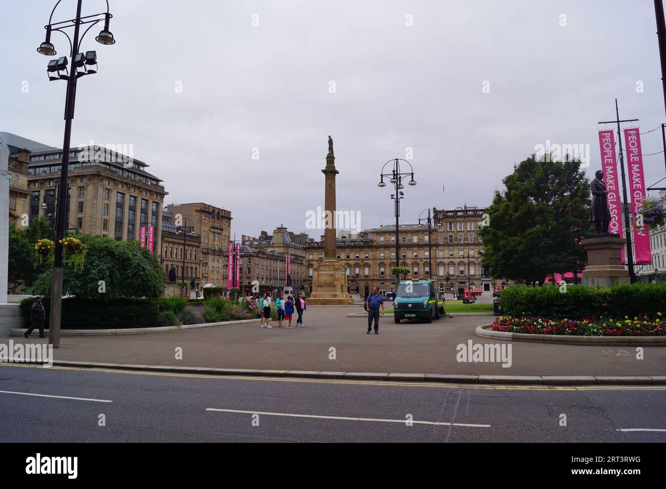 Glasgow, Scotland (UK): A view of famous George Square and the column ...