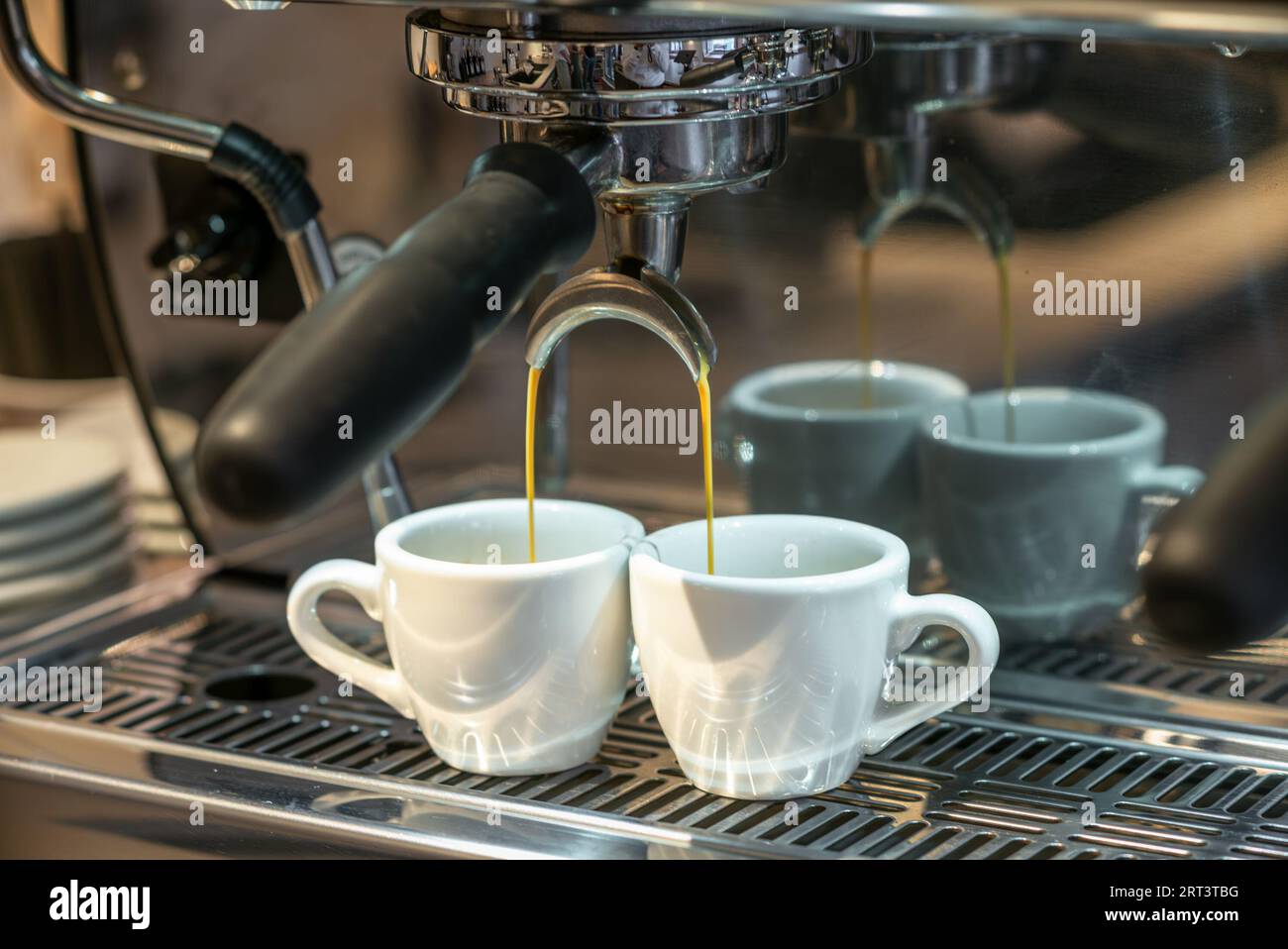 Espresso machine cups detail hi-res stock photography and images - Alamy