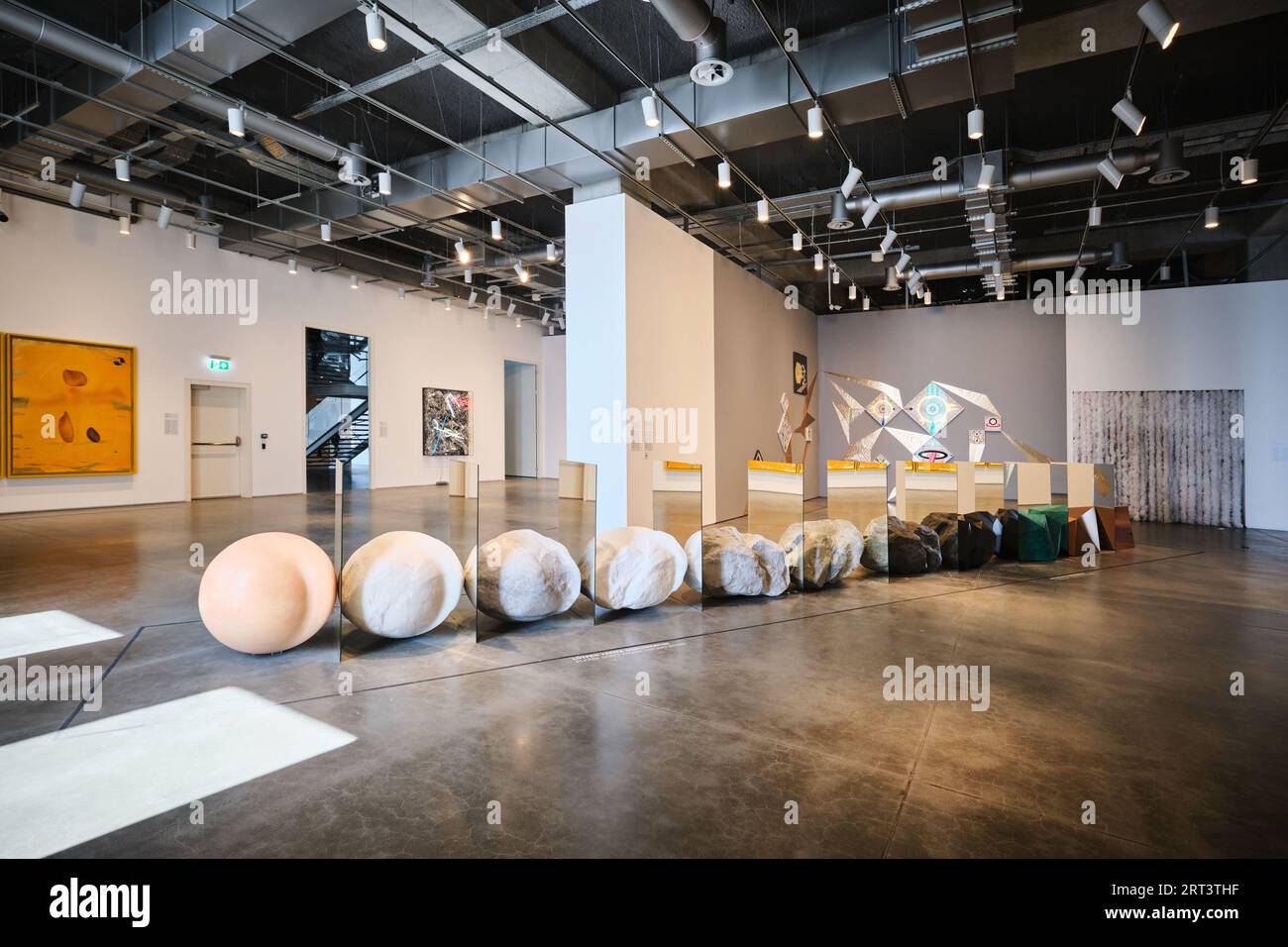 Renzo piano building workshop rpbw hi-res stock photography and images ...