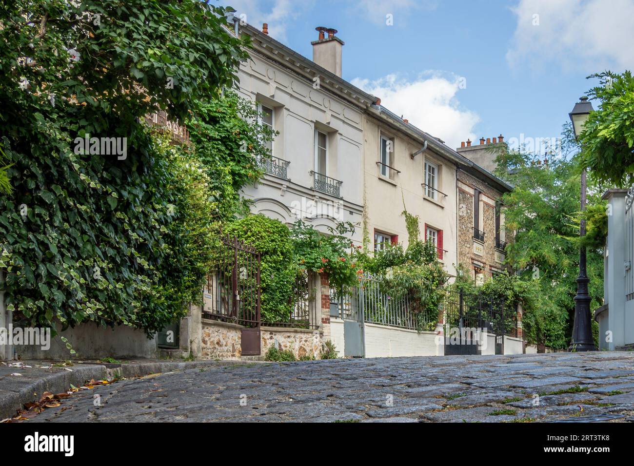 The paved streets and pretty low houses of "La Campagne ä Paris" ("the ...