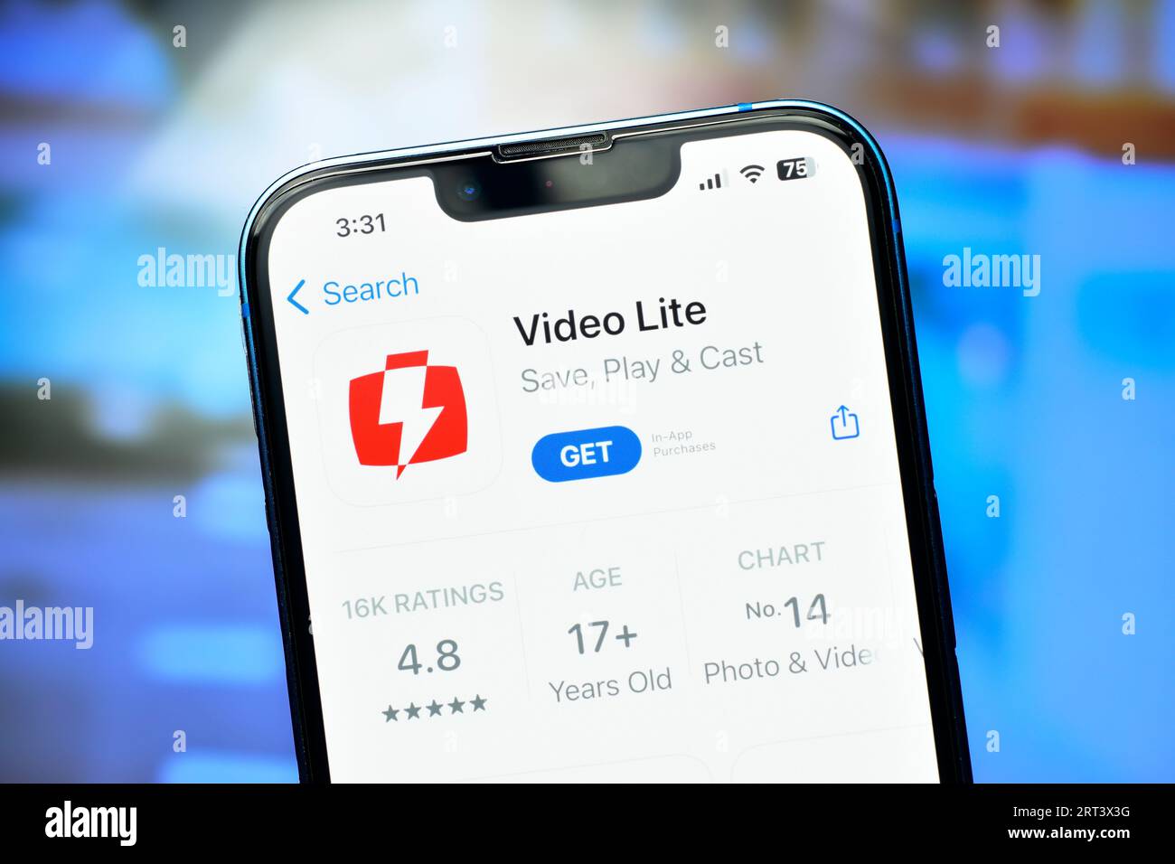 Video downloader hi-res stock photography and images - Alamy