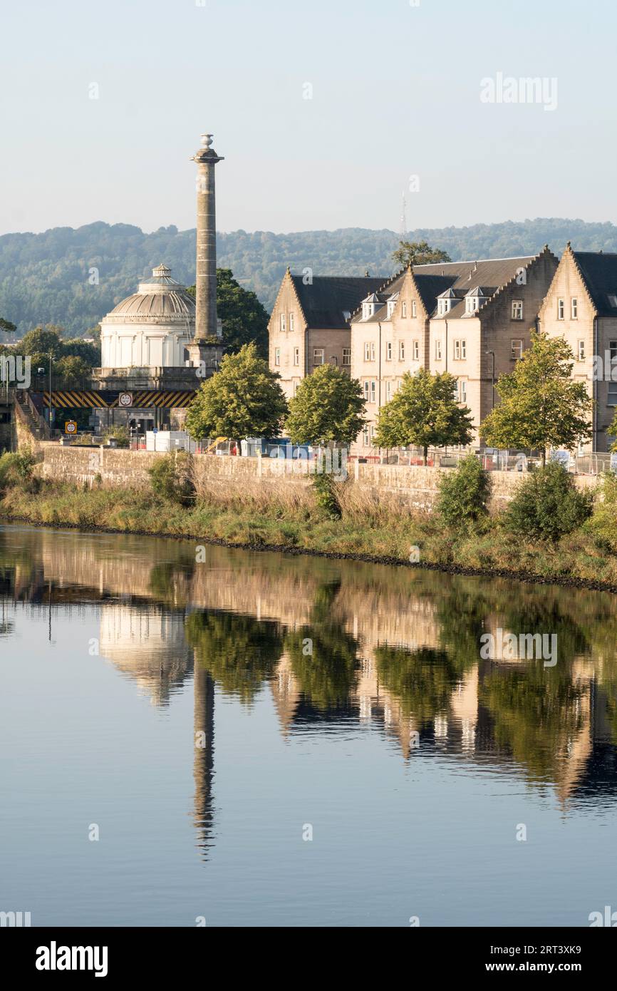 The Fergusson Gallery reflected in the river Tay in Perth, Scotland, UK ...