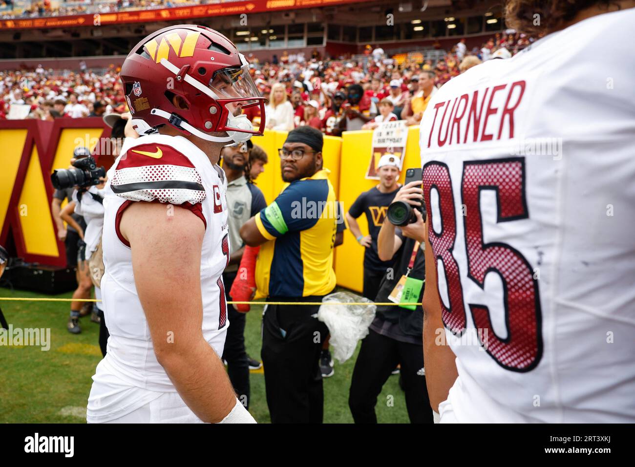 Sam howell commanders hi-res stock photography and images - Alamy