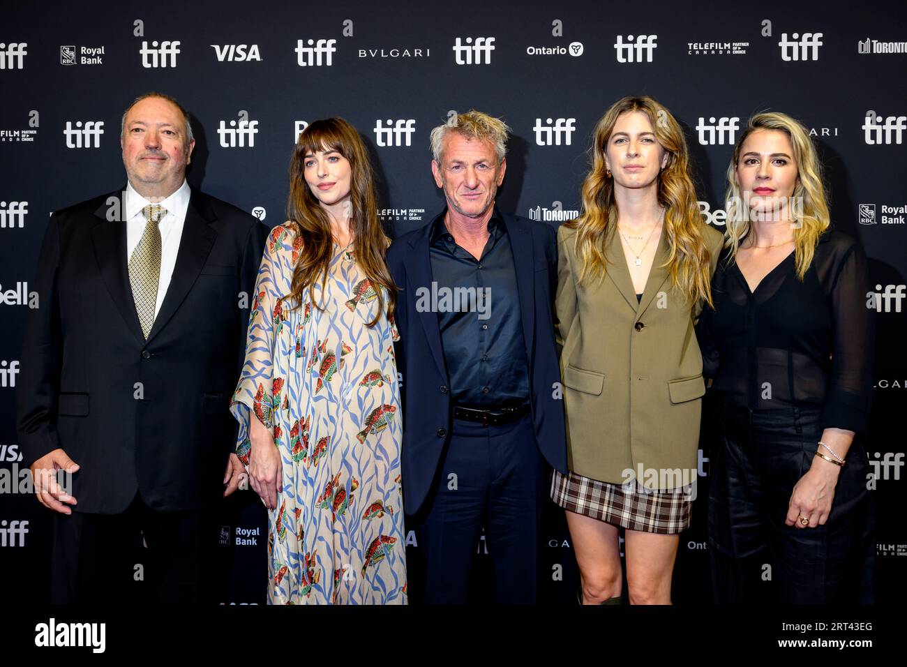 Producers Jean-Luc De Fanti, Ro Donnelly, Dakota Johnson, Sean Penn and ...