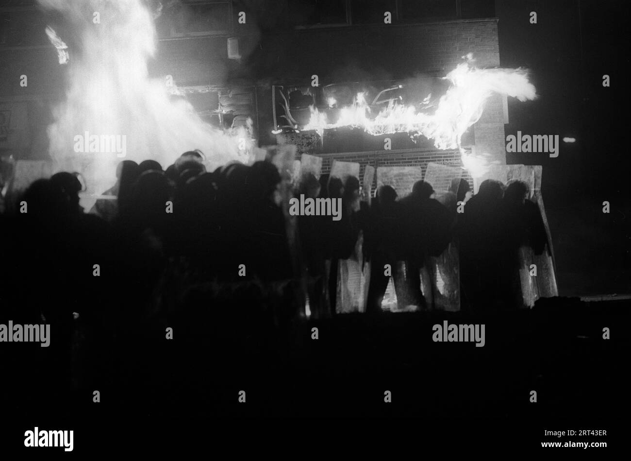 Toxteth riots hi-res stock photography and images - Alamy