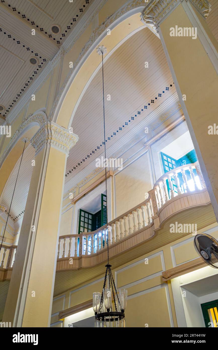 Interior view of the St. Dominic's Church at Macau Stock Photo - Alamy