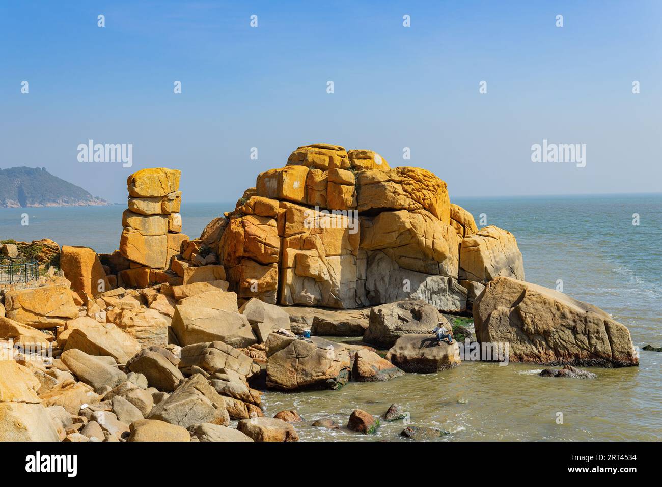 Sunny view of the landscape around Hac Sa Long Chao Kok Coastal Trail ...