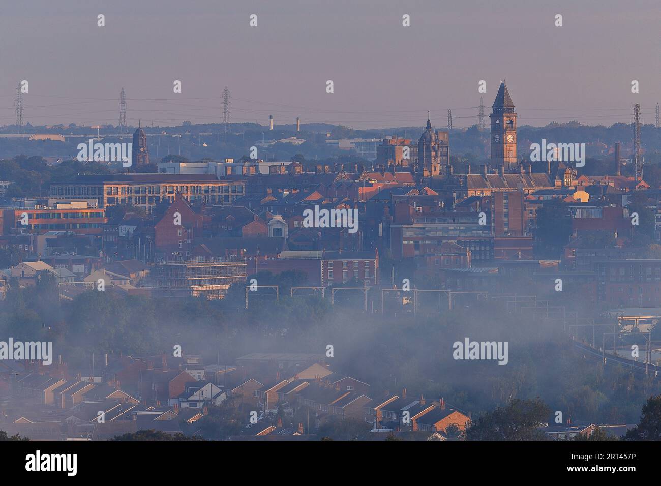 Wakefield city centre hi-res stock photography and images - Alamy