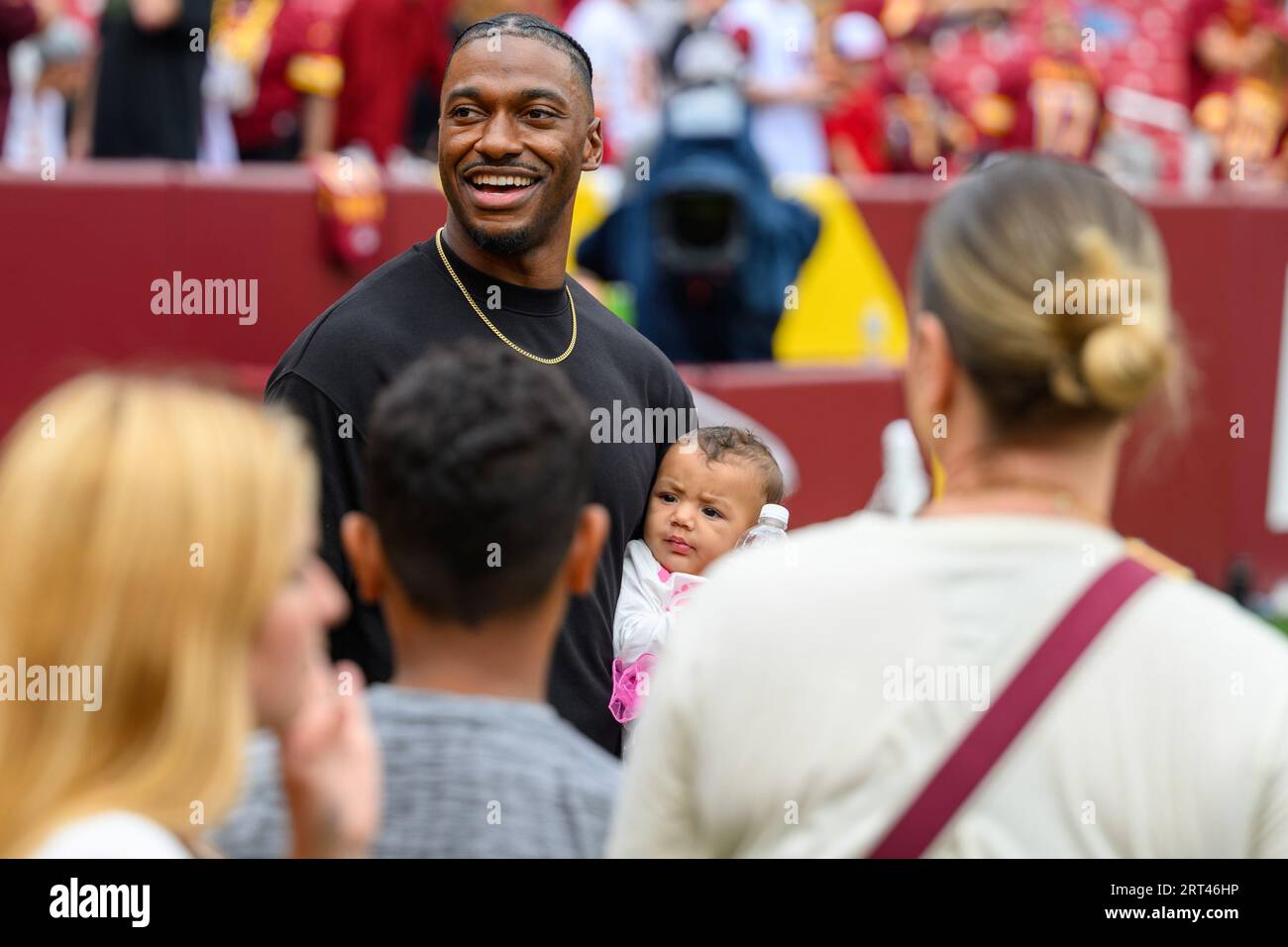 Landover, MD, USA. 10th Sep, 2023. Former Washington quarterback Robert ...