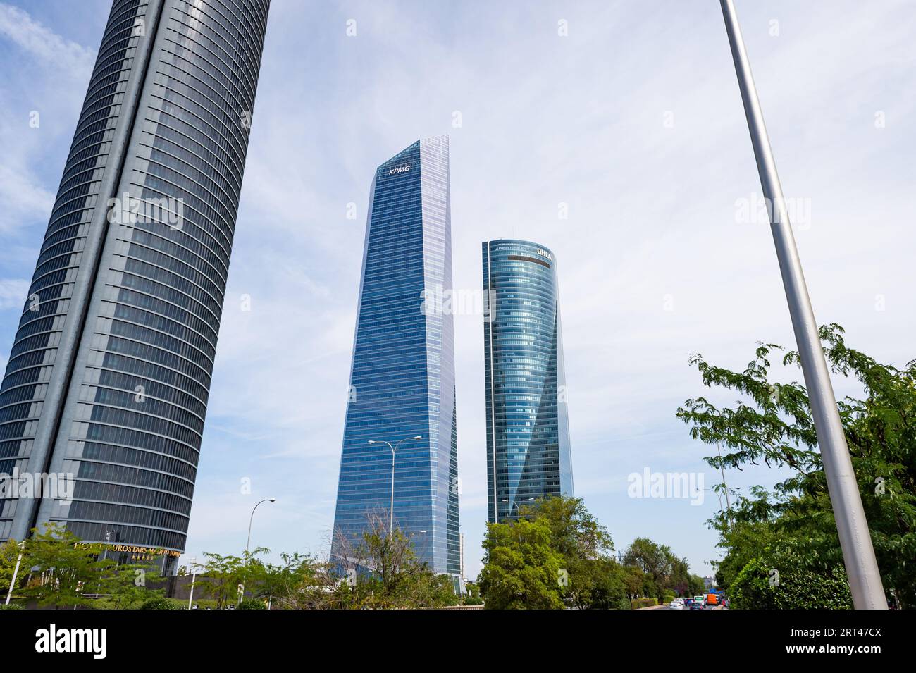 Kpmg tower hi-res stock photography and images - Alamy