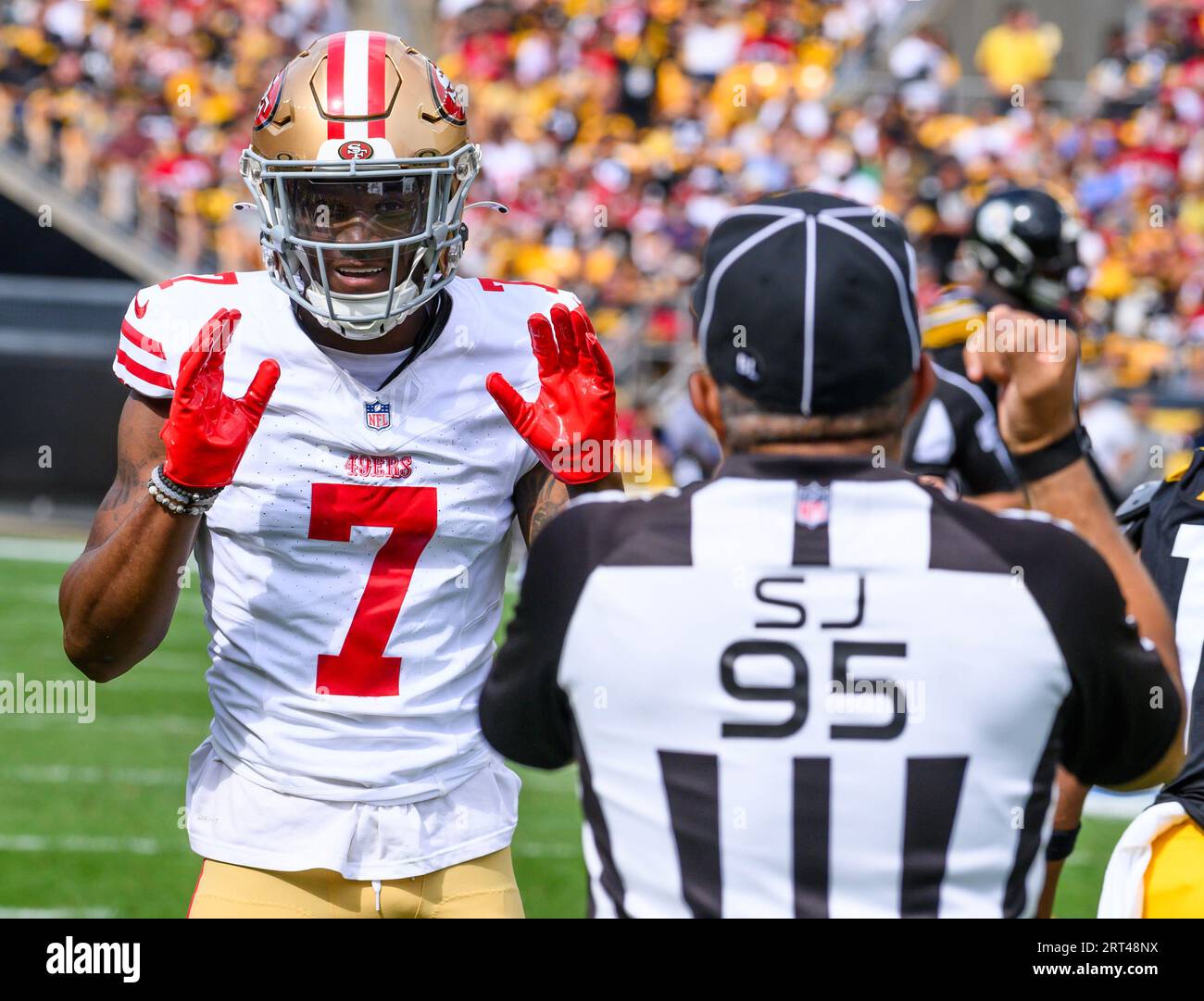 Charvarius ward 49ers 2023 hi-res stock photography and images - Alamy