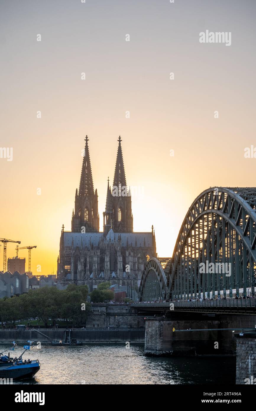 Hohenzollernbruke and Kolner Dom, Koln, Germany Stock Photo - Alamy