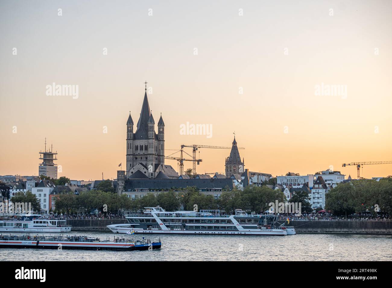 Hohenzollernbruke and Kolner Dom, Koln, Germany Stock Photo - Alamy