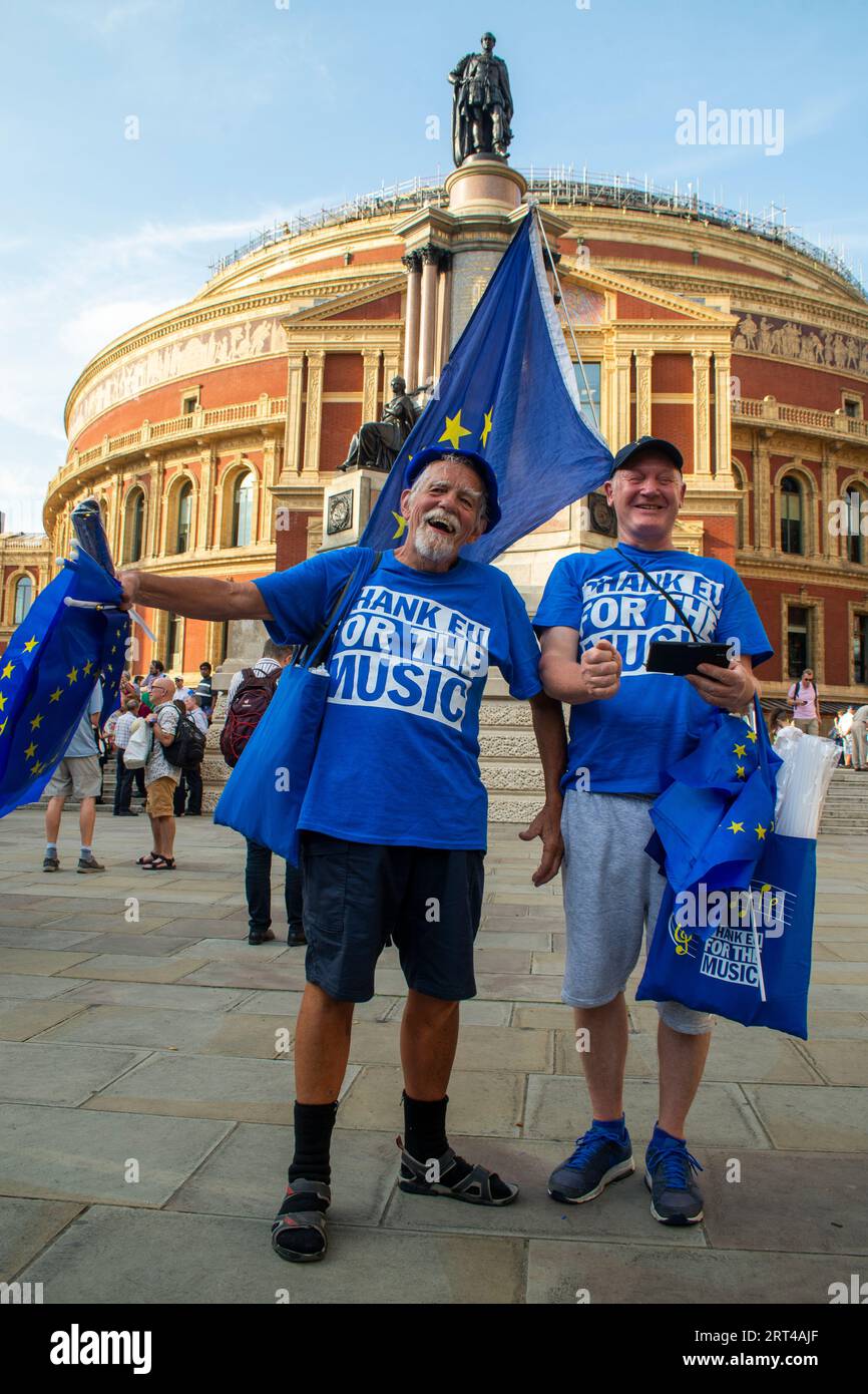 Bbc proms 2023 albert hall hi-res stock photography and images - Alamy