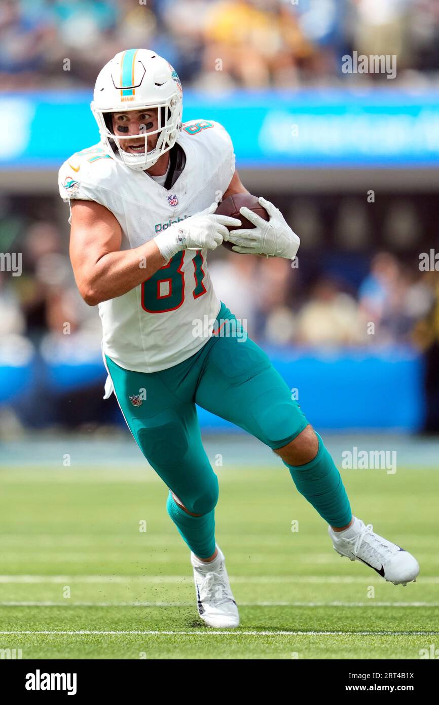 Miami Dolphins tight end Durham Smythe runs against the Los Angeles ...