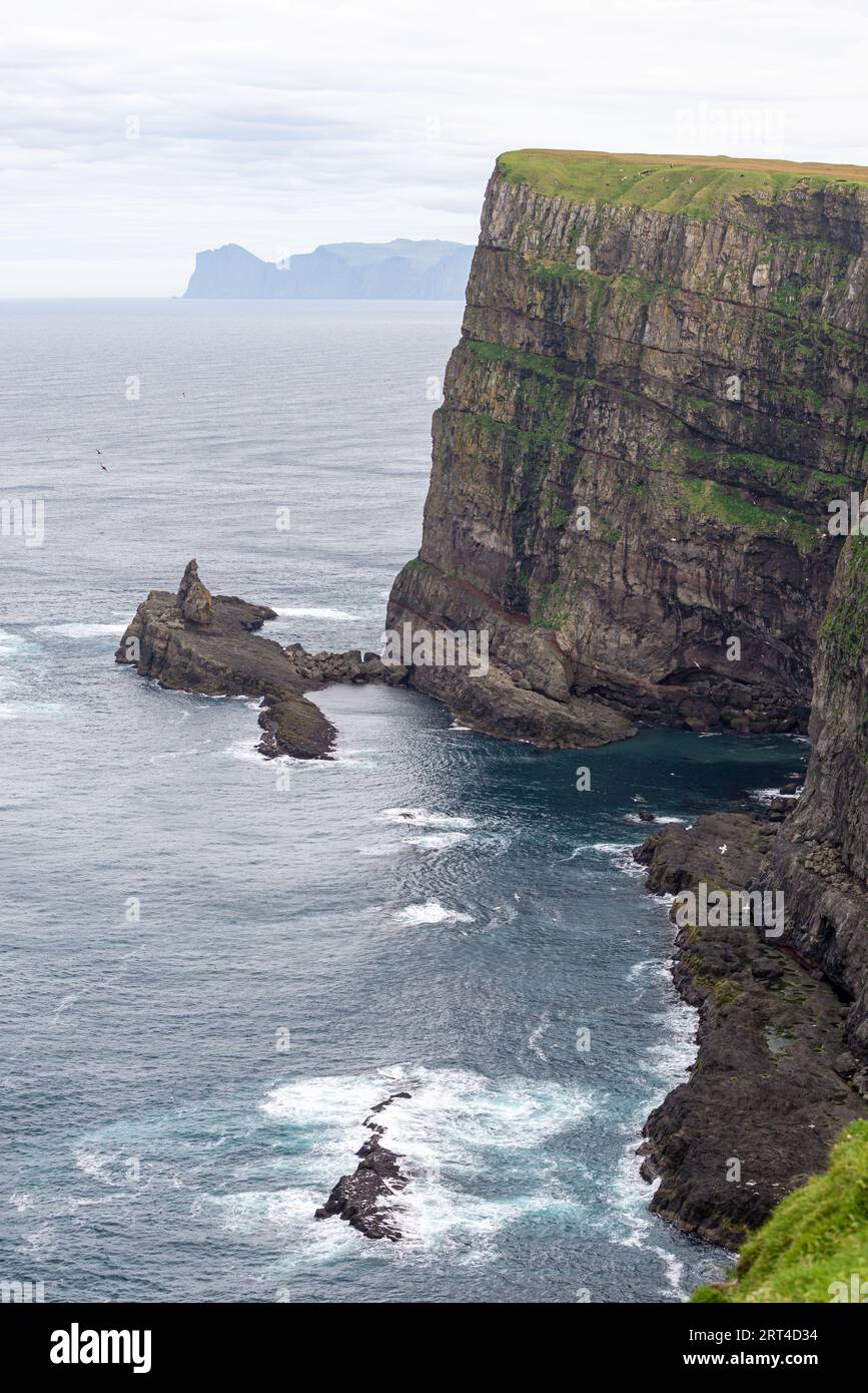 Sea cliffs on Mykines Island, Faroe Islands Stock Photo - Alamy