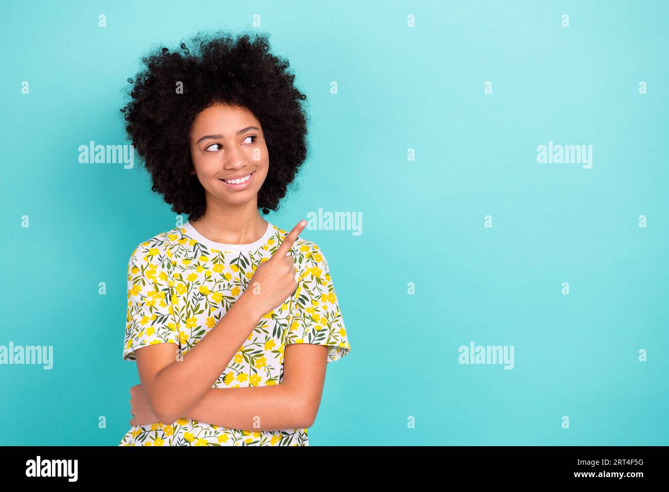 Portrait of advertiser young age chevelure hair kid girl directing ...