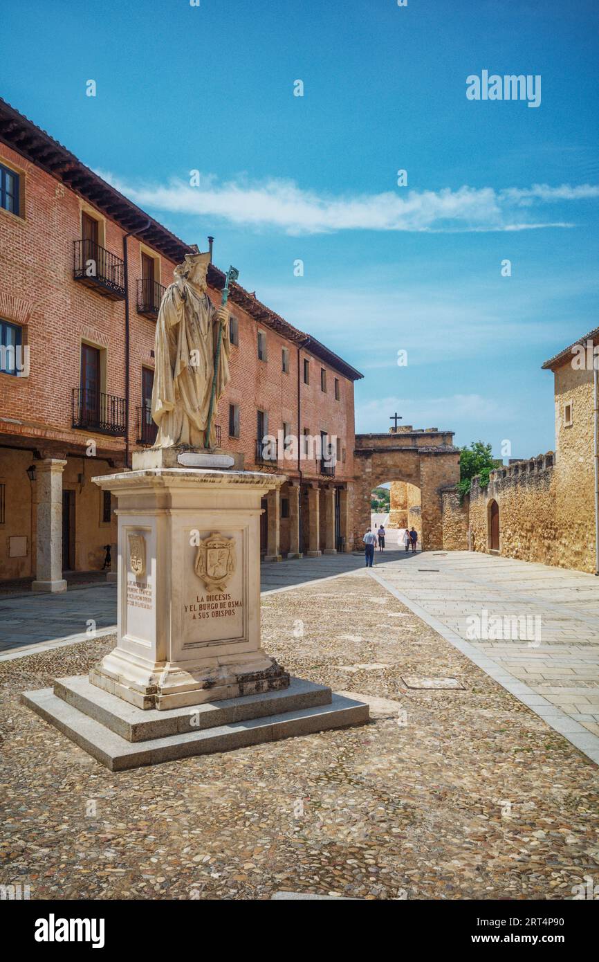 Typical buildings and statue of San Pedro de Osma, on Brasilia Street ...