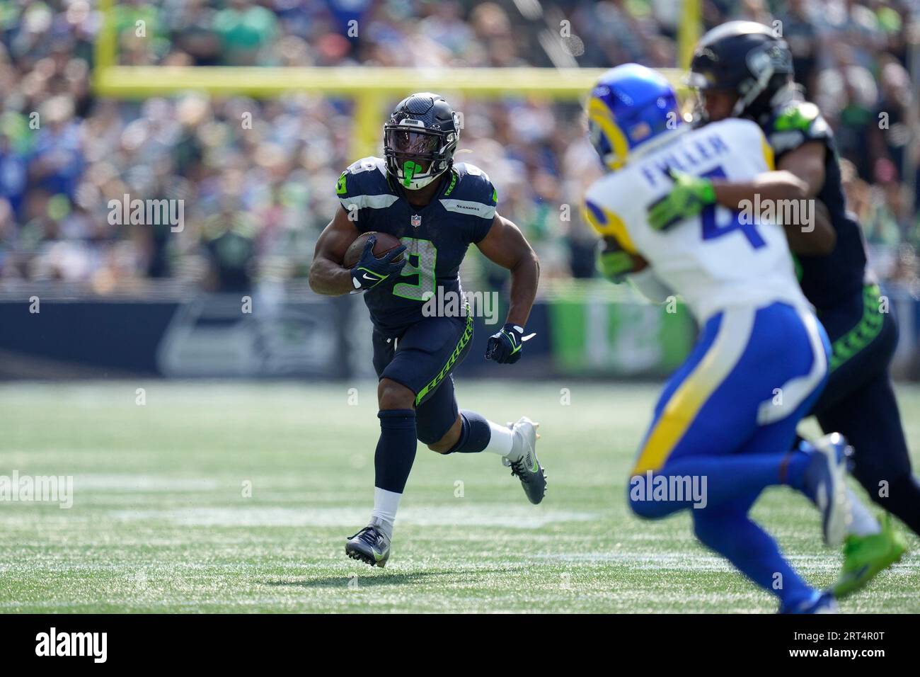 Seattle Seahawks running back Kenneth Walker III (9) runs with the ball ...