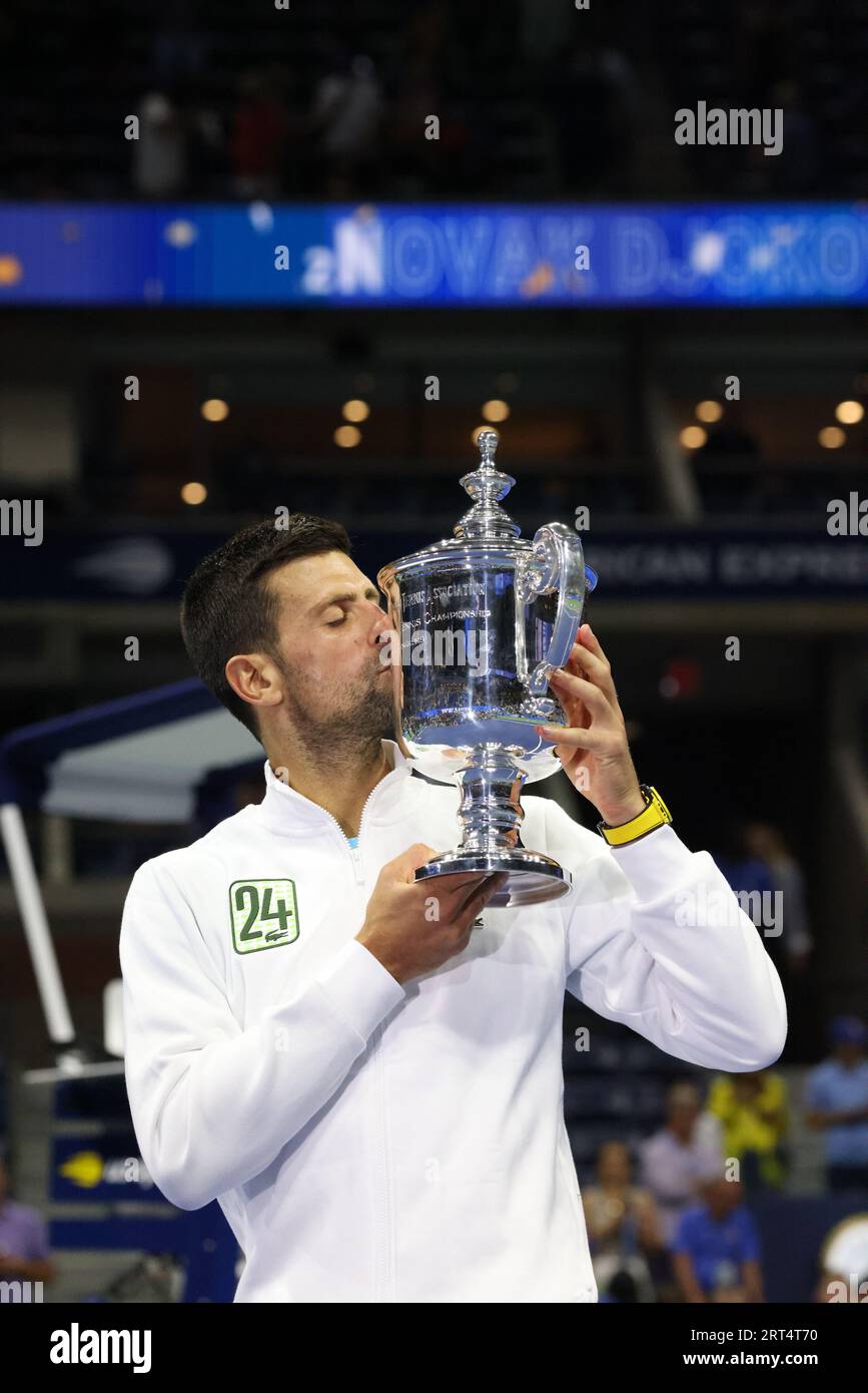 Novak djokovic career novak djokovic us open trophy hi-res stock photography and images - Alamy