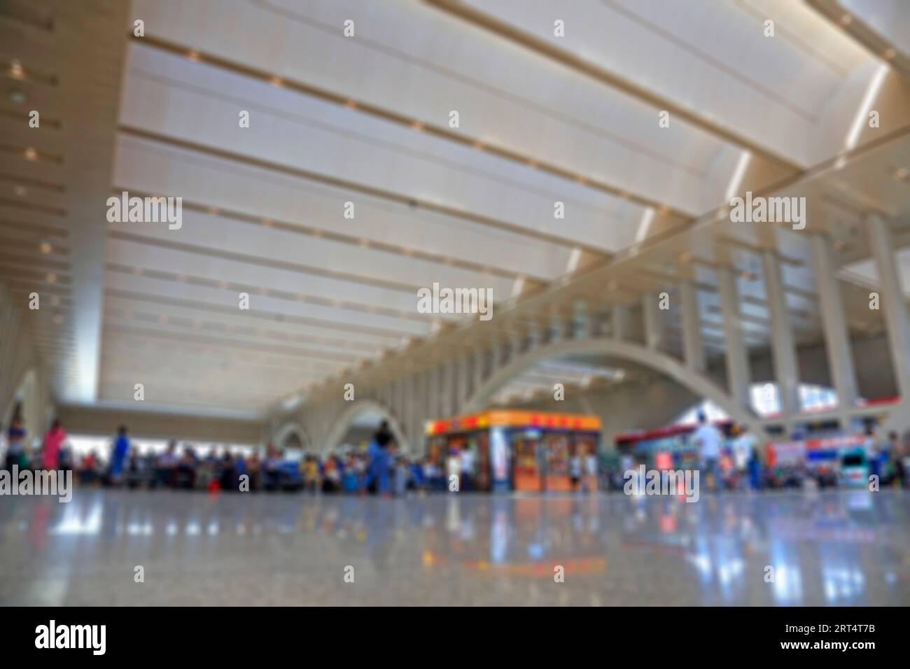 Station waiting hall hi-res stock photography and images - Alamy
