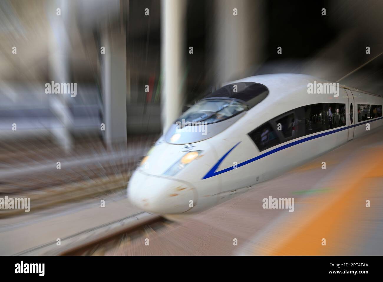 Beijing shanghai high speed hi-res stock photography and images - Alamy