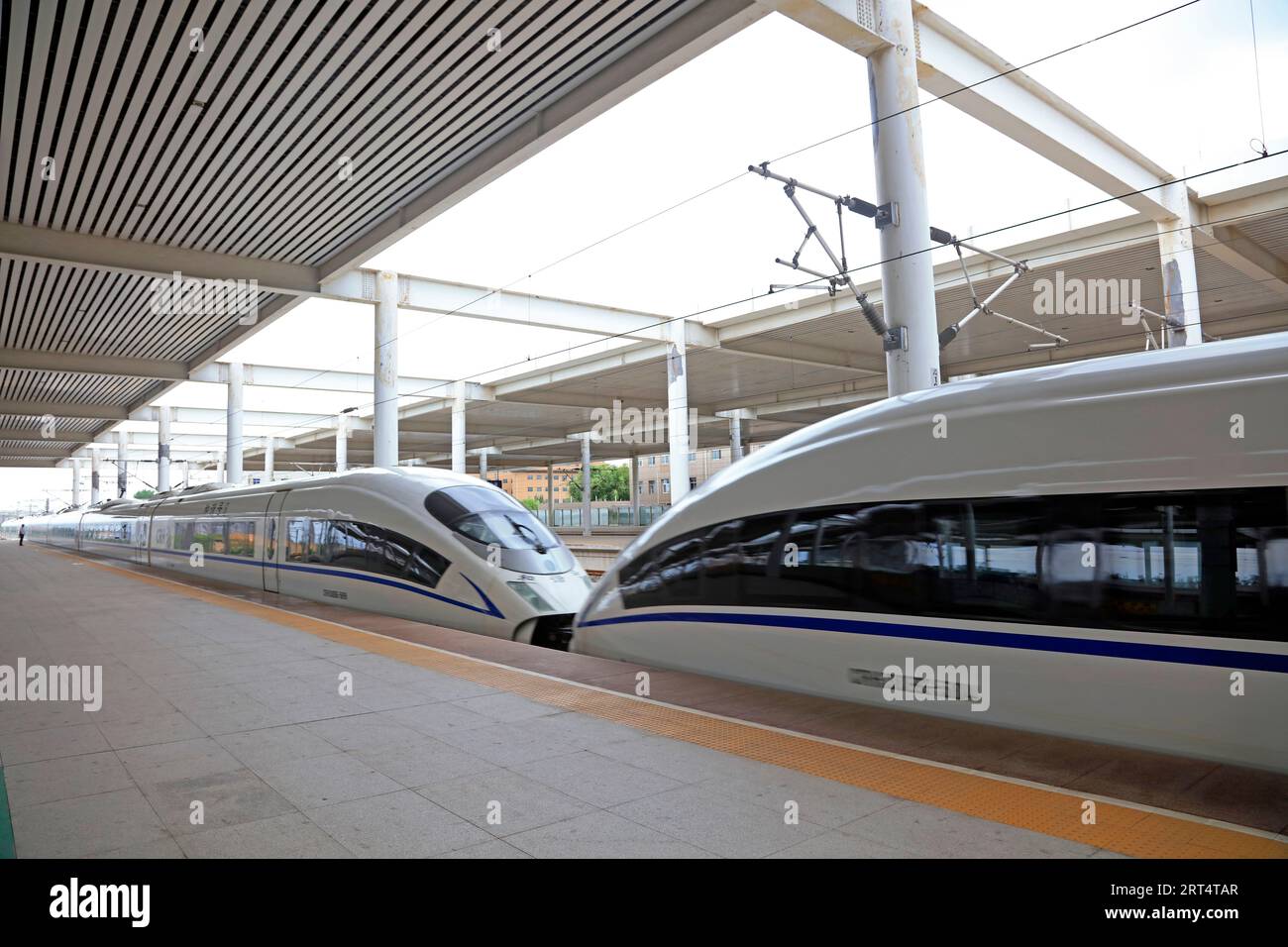 Beijing shanghai high speed rail hi-res stock photography and images ...