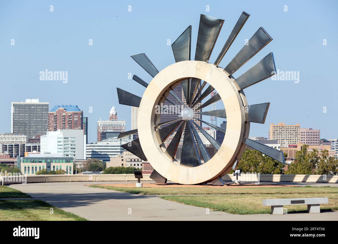 Into silence sculpture hi-res stock photography and images - Alamy