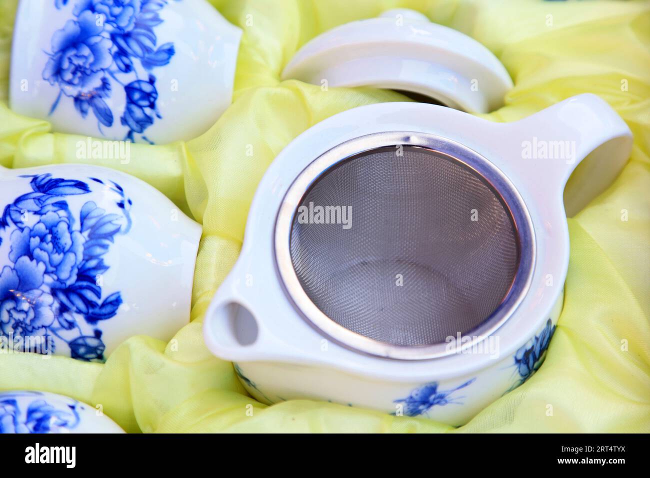 Ceramic lining hi-res stock photography and images - Alamy