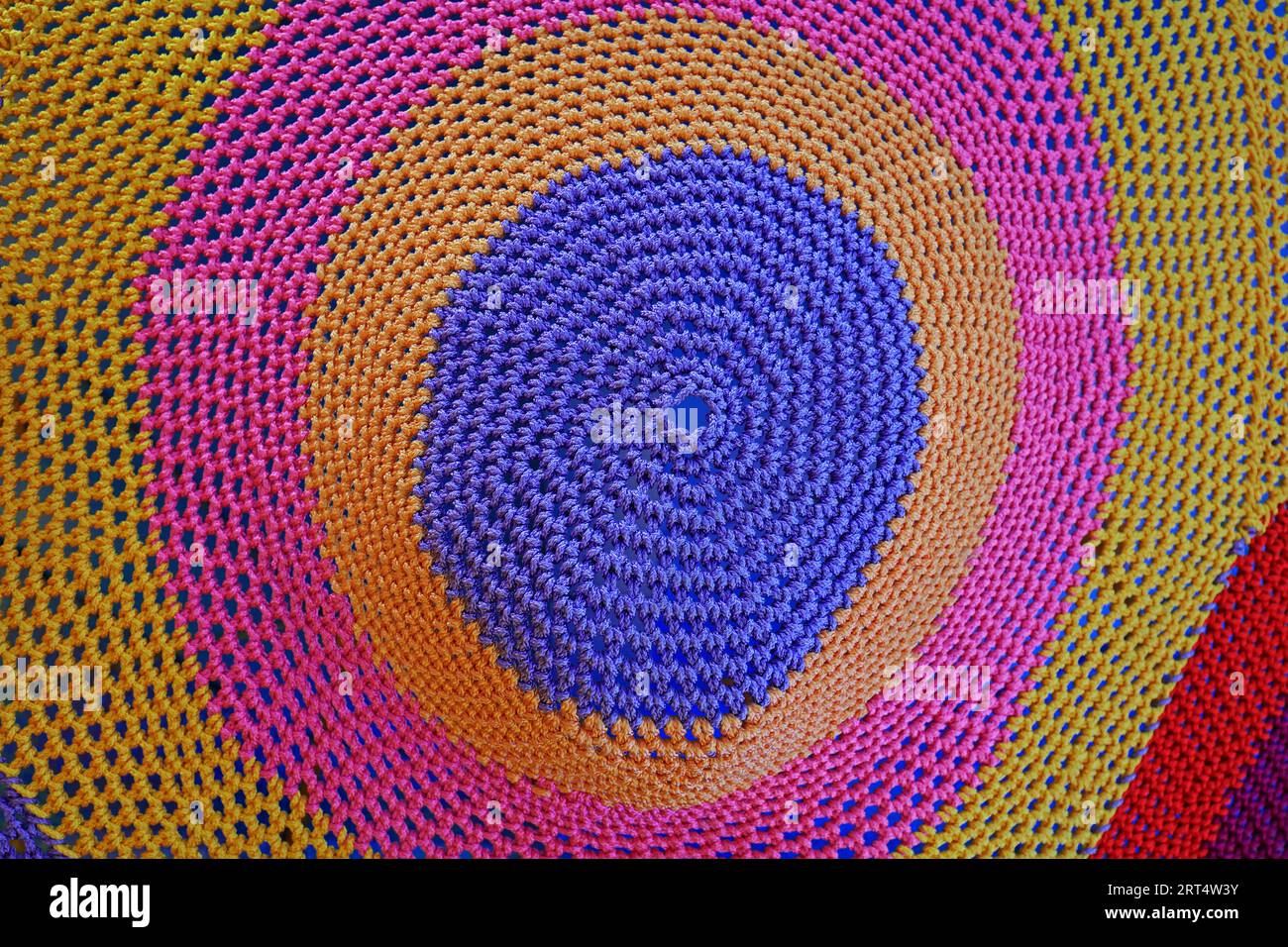 Fabric feature hi-res stock photography and images - Alamy