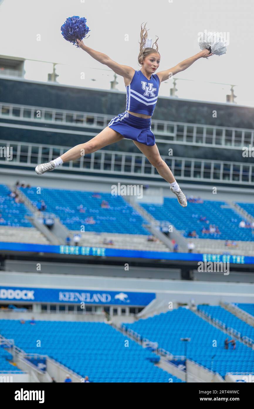 Lexington, KY, USA. 9th Sep, 2023. A Kentucky cheerleader flies through ...