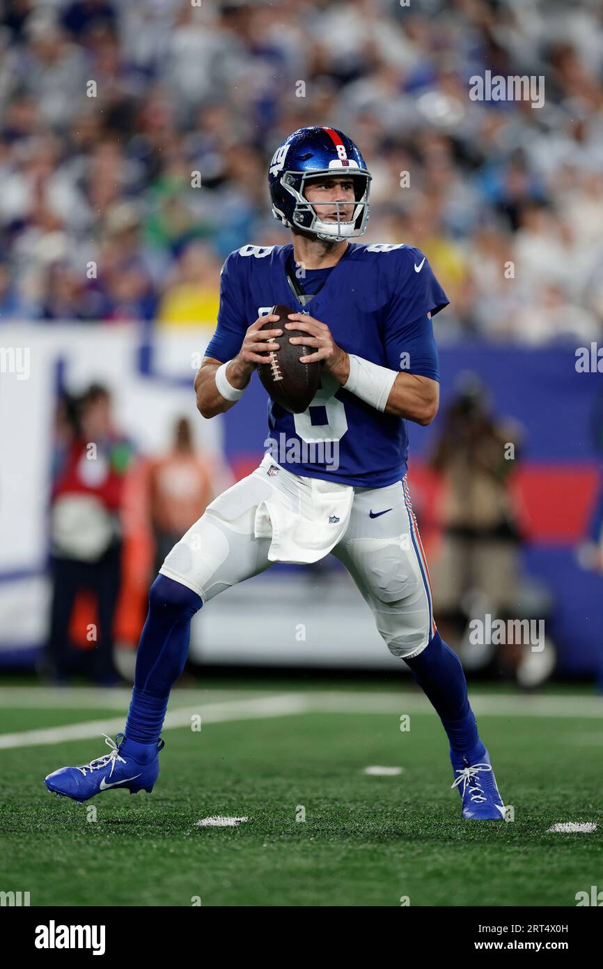 New York Giants quarterback Daniel Jones looks to throw during the ...