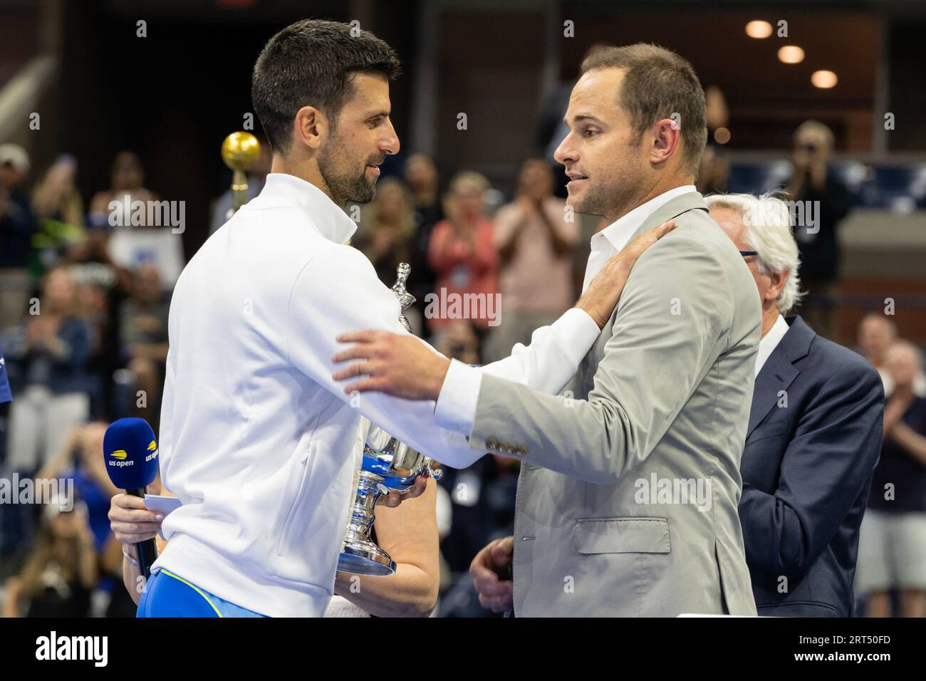 Andy king championship trophy hi-res stock photography and images - Alamy