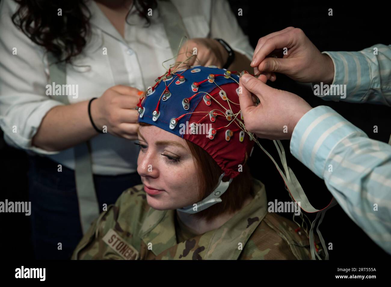 Eeg test hi-res stock photography and images - Alamy