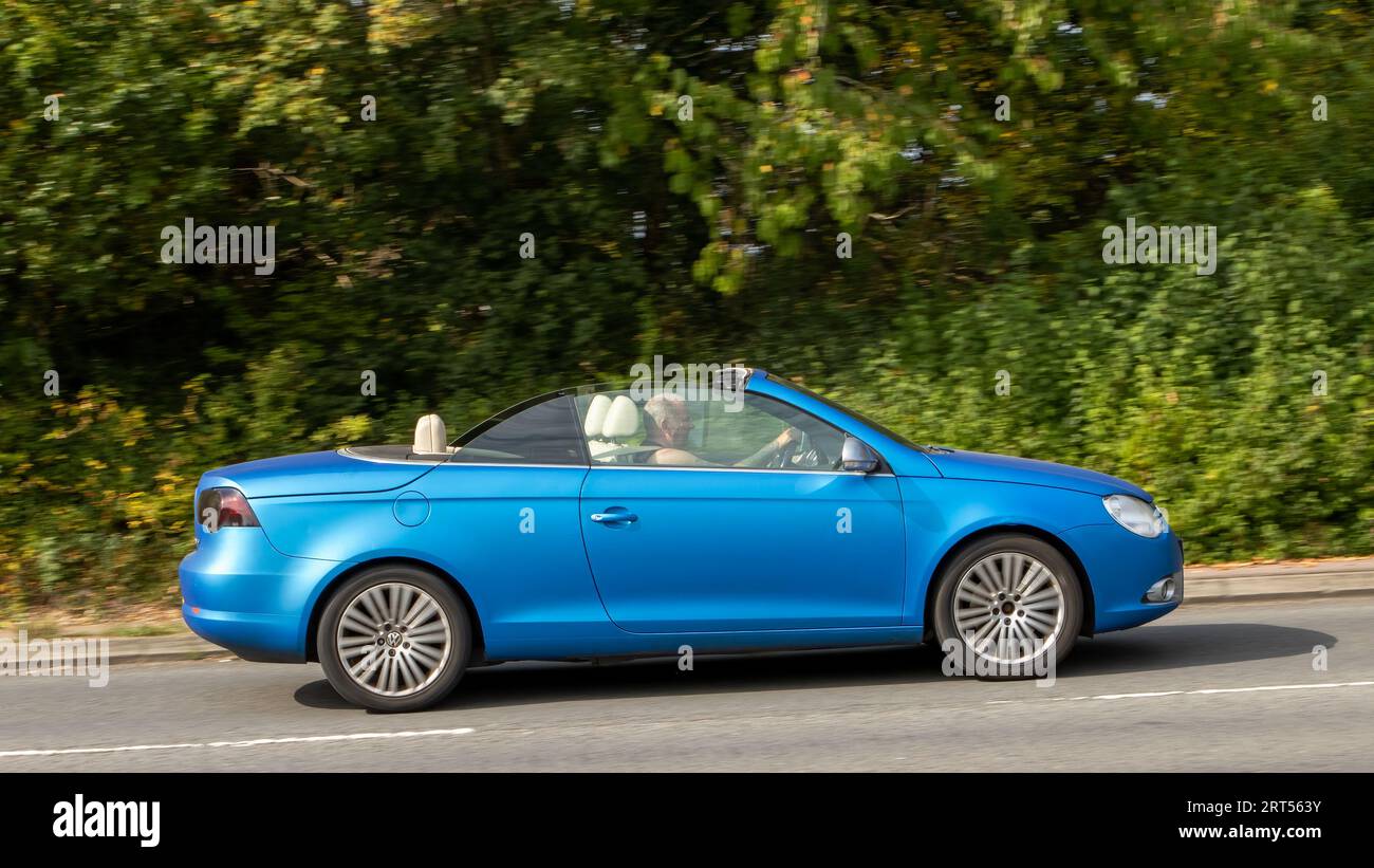 Soft top car hi-res stock photography and images - Alamy