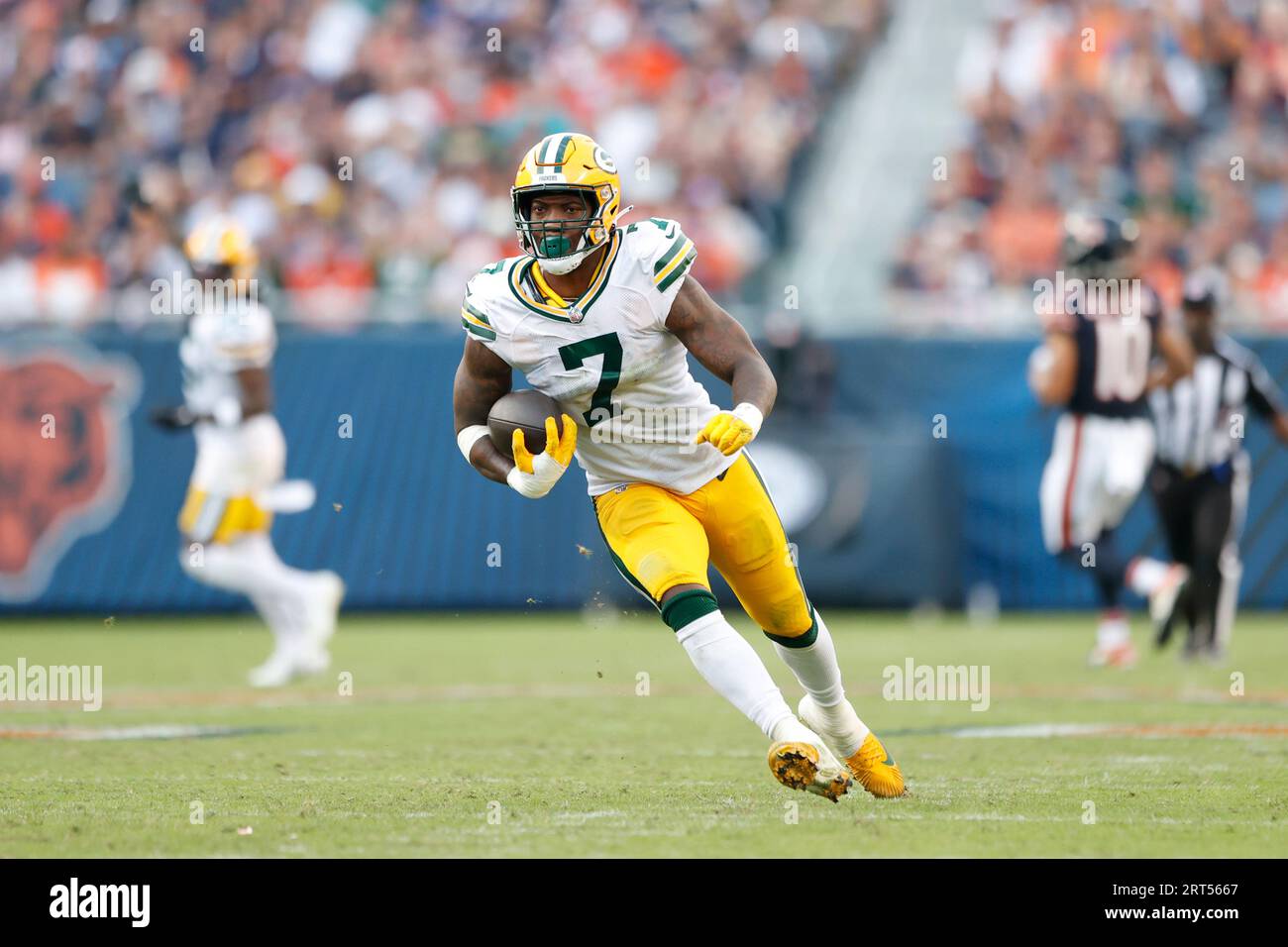 Green Bay Packers linebacker Quay Walker (7) heads to the end zone for ...