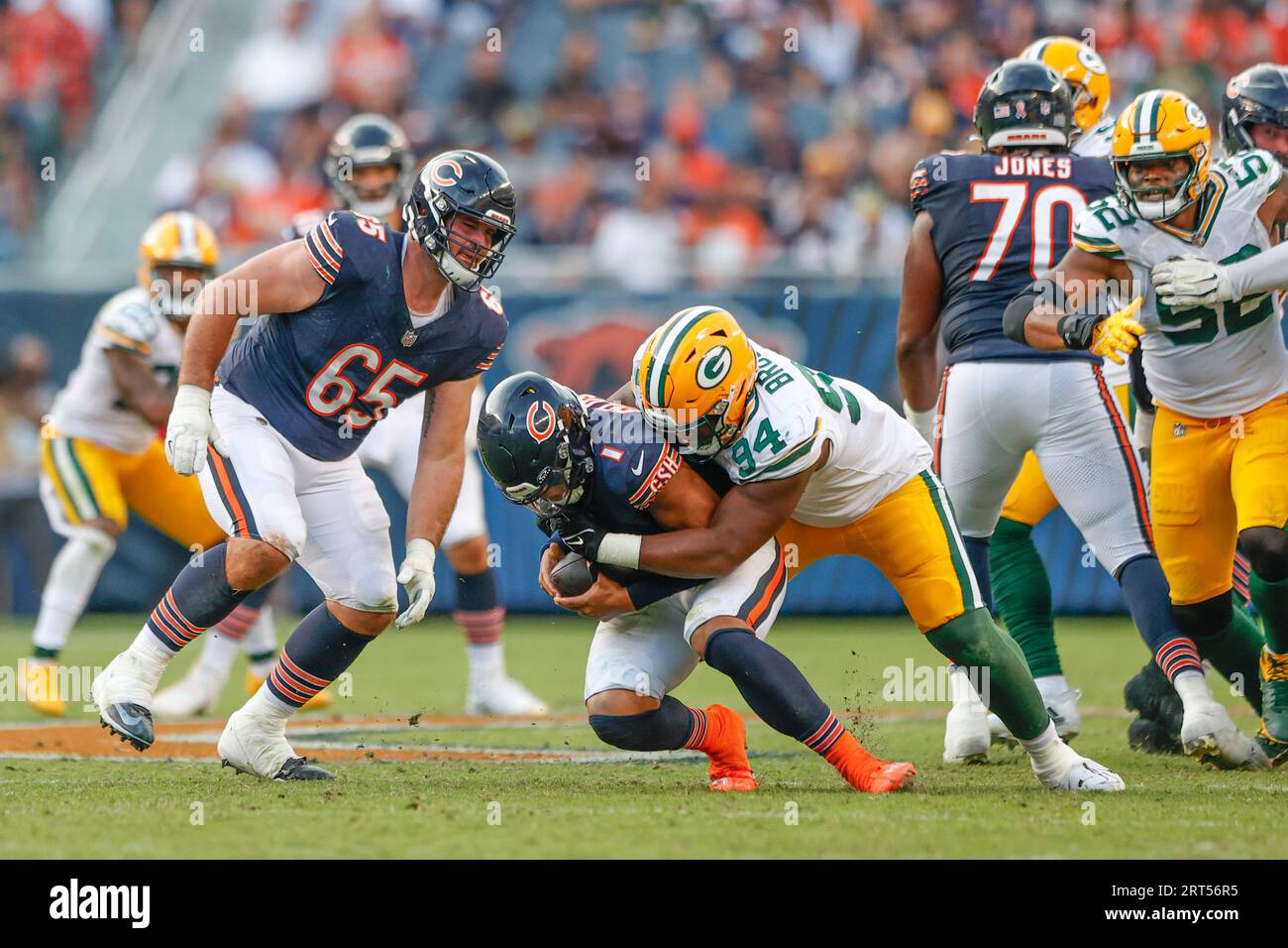 Green Bay Packers defensive end Karl Brooks (94) tackles Chicago Bears ...