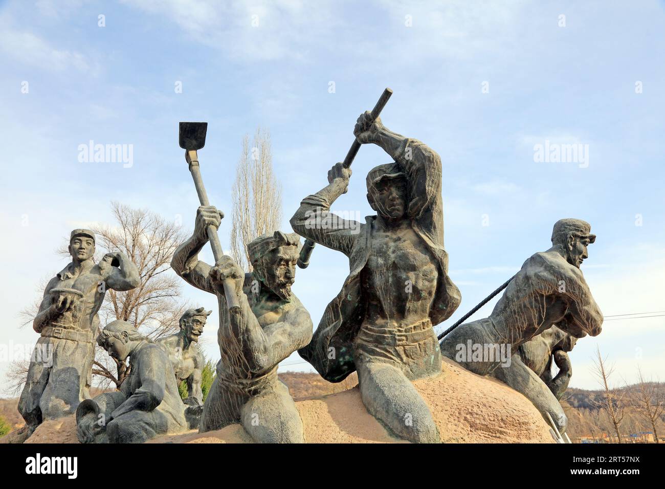 Asian folklore in sculpture hi-res stock photography and images - Alamy