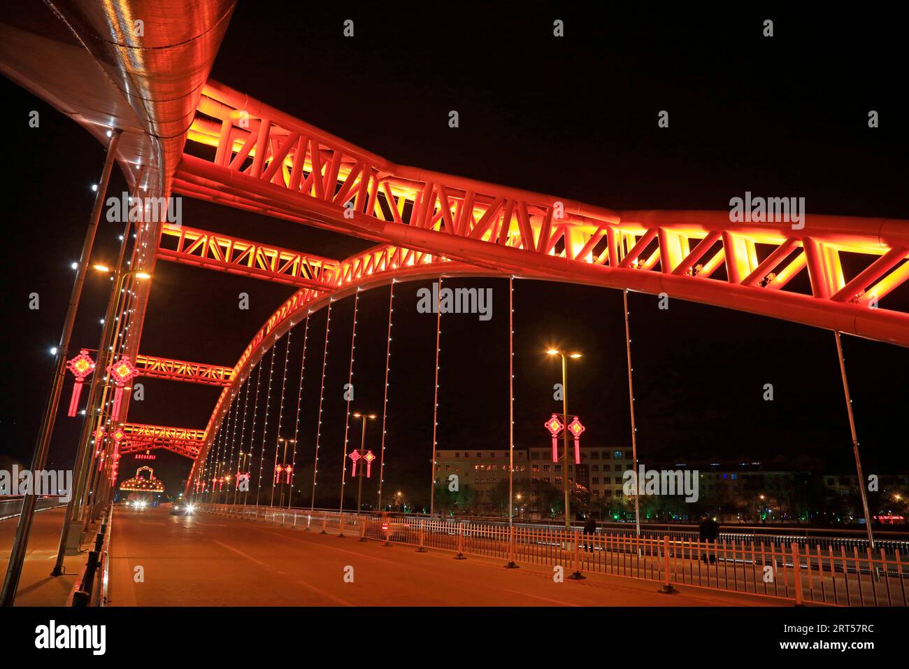 Arched iron railway viaduct hi-res stock photography and images - Alamy