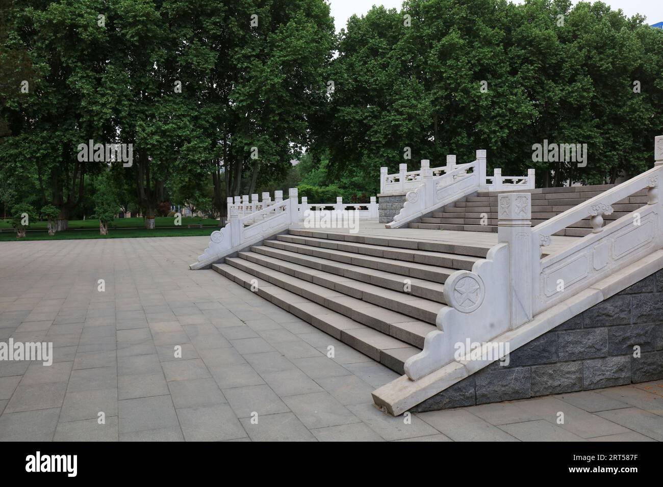 white marble staircase railing Stock Photo - Alamy