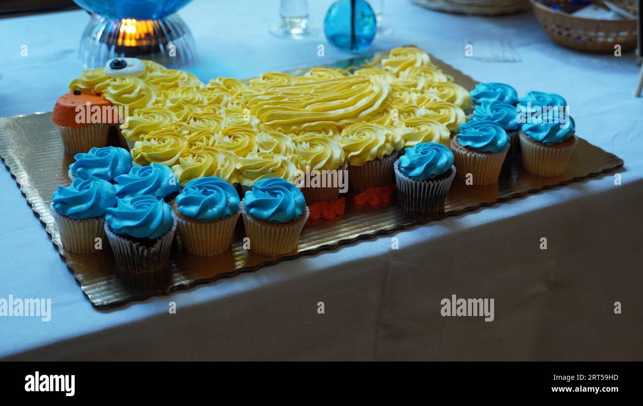 Blue duck bakery hi-res stock photography and images - Alamy
