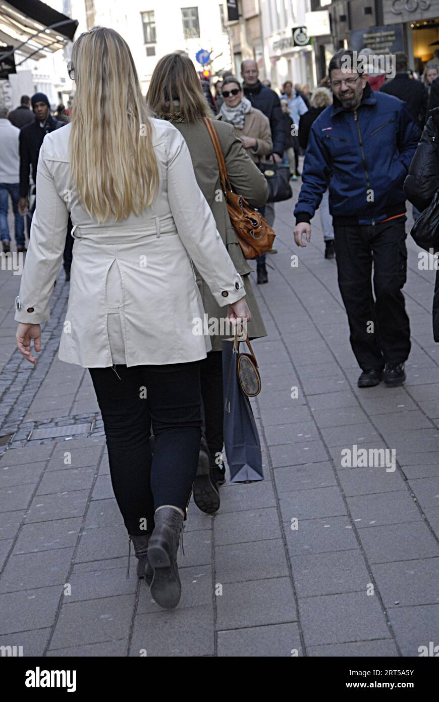 Stereet images hi-res stock photography and images - Alamy